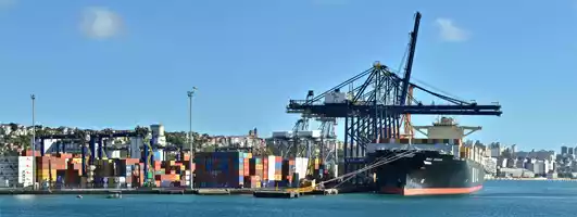 Tecon Salvador operacionaliza navio de 8.900 TEUs - Tecnologística