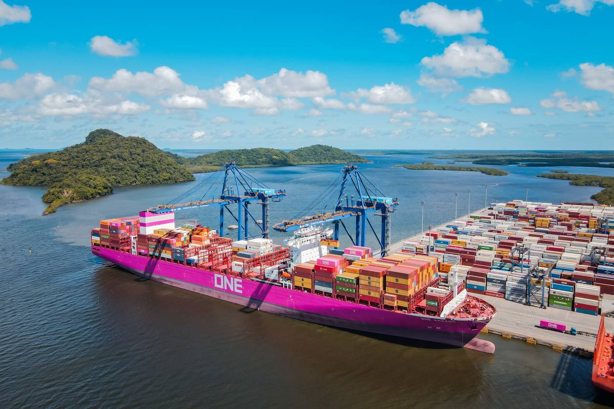 TCP recebe novo serviço semanal que conecta Europa e Mediterrâneo ao ...