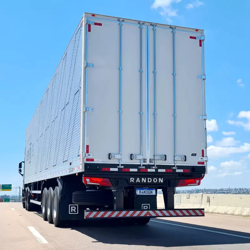 Randon lança Furgão Modular New R, mais leve e com tecnologia modular ...